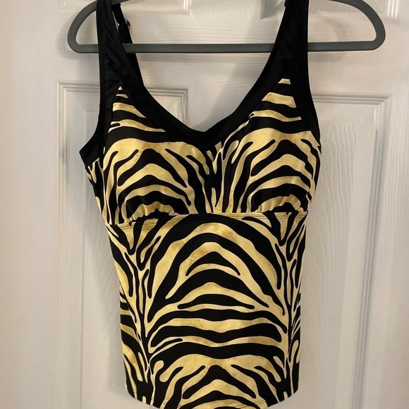 Anne Cole | Swim | Anne Cole Tankini Top Tiger Print Size | Poshmark